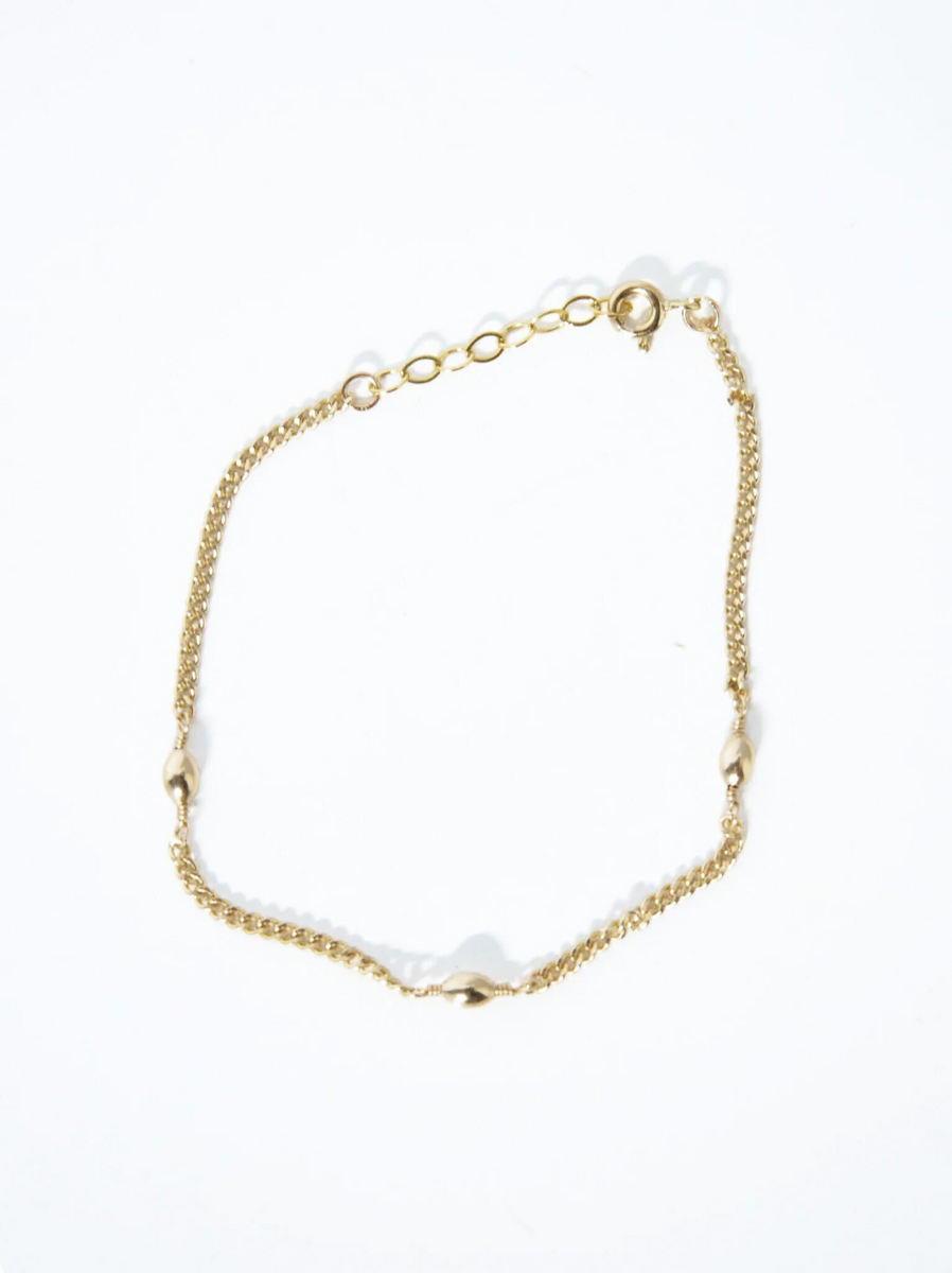 Nora Curb Chain Bracelet – ABLE