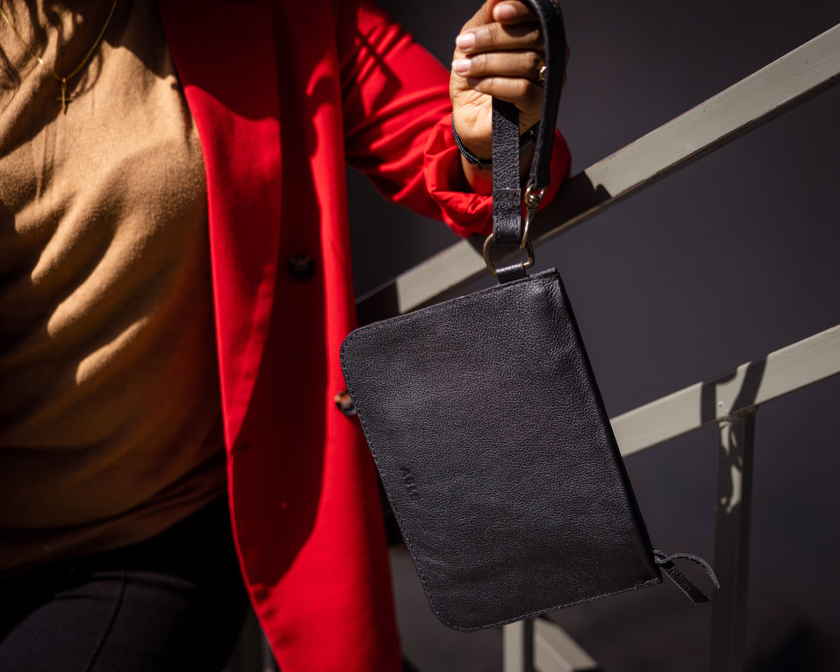Semhal Wristlet – ABLE